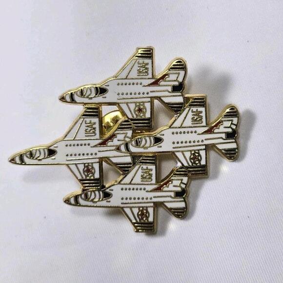Other | Gold Tone United States Air Force Collectible Jets Flying ...